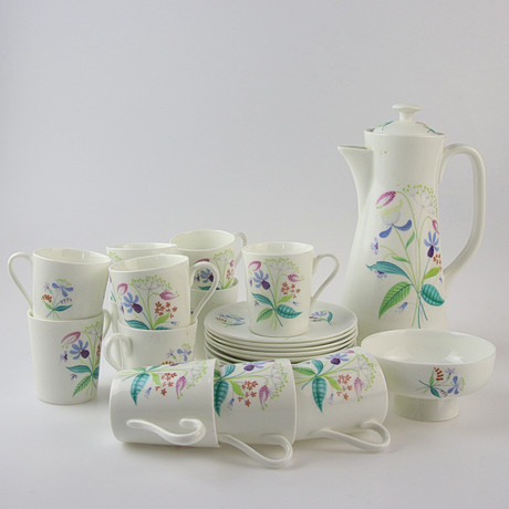 STIG LINDBERG. Coffee set, 26 pieces, bone china, "Florette ...