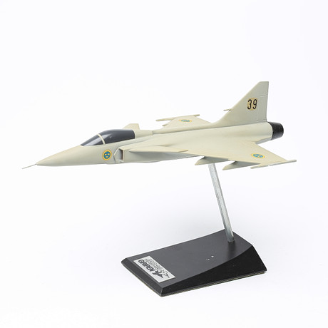 AIRCRAFT MODEL, Saab Jas 39 Gripen, probably Space Models. Toys - Toys ...