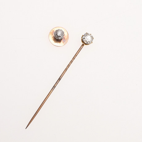 A DIAMOND AND GOLD STICK PIN. Jewellery & Gemstones - Cufflinks & Tie ...