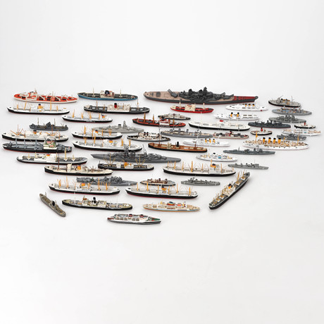 MODEL BOATS 50 pieces, warships, cargo ships, passenger ships, metal ...