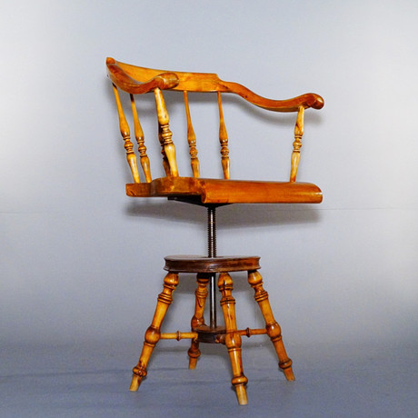 SPINNING CHAIR, 19th century. Furniture - Armchairs & Chairs - Auctionet