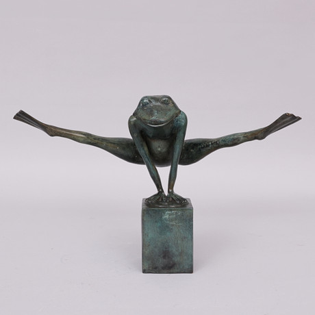 OIDENTIFIERAD KONSTNÄR. Sculpture, green patinated bronze, Look at my ...