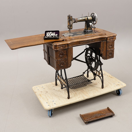 TRAMPSYMASKIN, "White Family Rotary," the White Sewing Machine Company ...