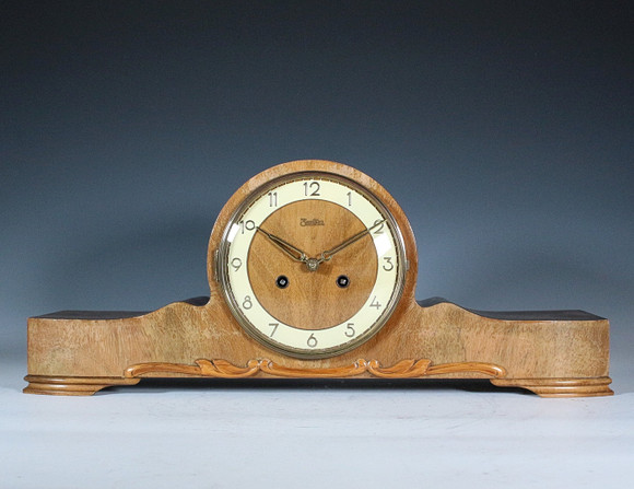 Centra. Large mantel clock / buffet clock, walnut wood. Clocks ...