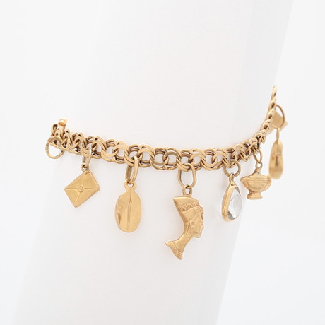 ARMBAND med BERLOCKER, guld, 18K, bismarck, totalvikt 14,25 gram ...