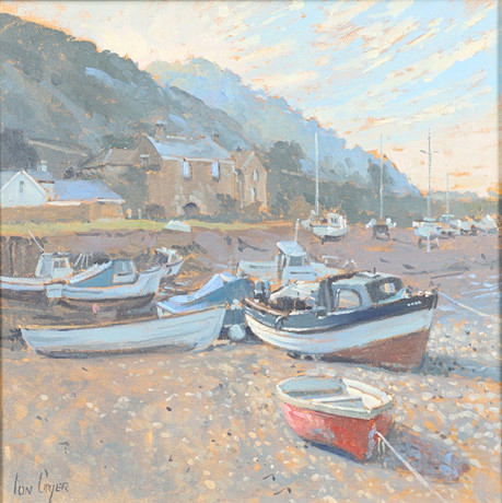 IAN CRYER (B.1959). BEACHED BOATS AT LOW TIDE. Art - Paintings - Auctionet