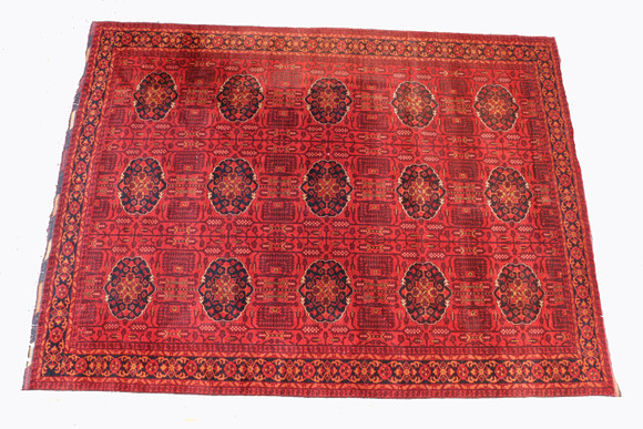 EN STOR AFGHANISTAN MATTA. Mattor & Textil - Mattor - Auctionet