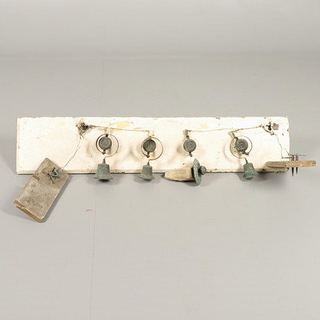 A BUTLERS / SERVANTS BELL BOARD. Furniture - Other - Auctionet