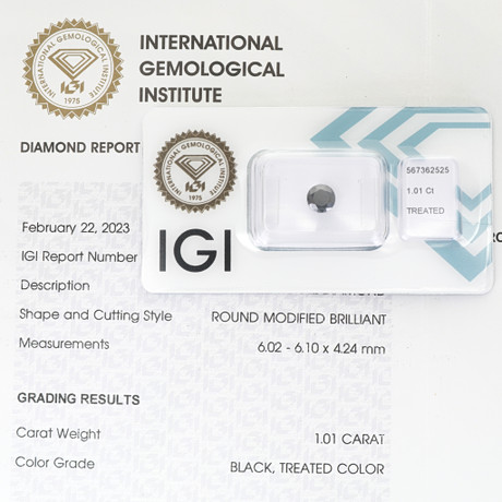 DIAMOND, 1.01 ct, black, IGI certificate. Jewellery & Gemstones ...