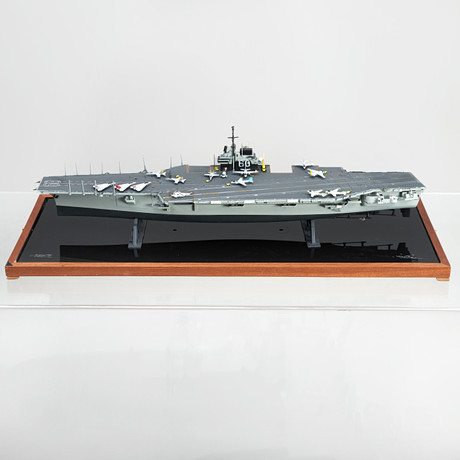 SHIP MODEL. Aircraft carrier. With plexi display on wooden plinth ...