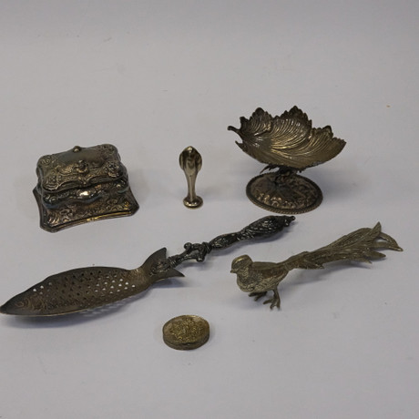 A Collection OF SILVER OBJECTS. Silver & Metals - Silver plated - Auctionet