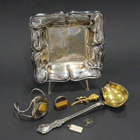 A Collection OF SILVER OBJECTS ETC. Silver & Metals - Silver - Auctionet
