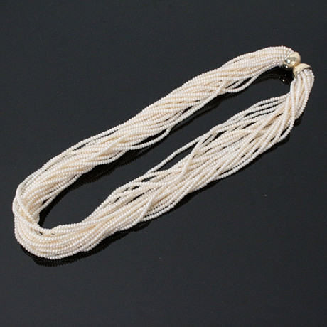 Freshwater pearl necklace, 20-string, 585 gold, bayonet clasp ...