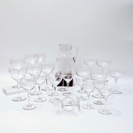 GLASSWARE IN CUT GLASS AND CLASSIC STYLE BORDER. Glass - Tableware ...