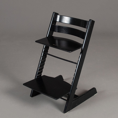 BARNSTOL, Stokke, 1900-tal. Möbler - Fåtöljer & Stolar - Auctionet