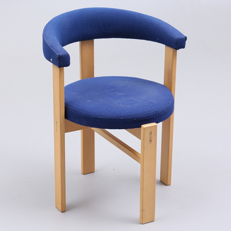 ARMCHAIR, 2000s. Furniture - Armchairs & Chairs - Auctionet