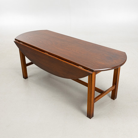 COFFEE TABLE, so-called hunting table, mahogany, England, second half ...