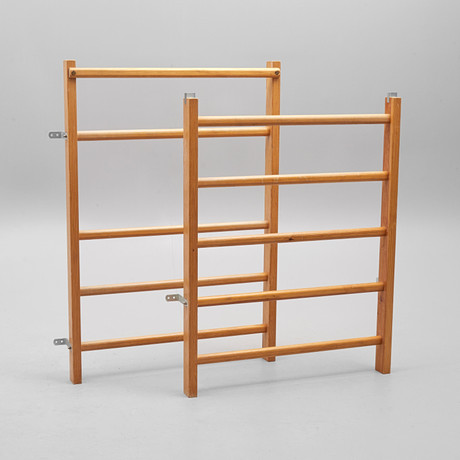 RIBBSTOL, 2 delar, furu. 1900-talets andra hälft. Möbler - Övrigt ...