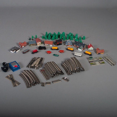 MARKLINE. Tracks, houses and wagons. Toys - Toys - Auctionet