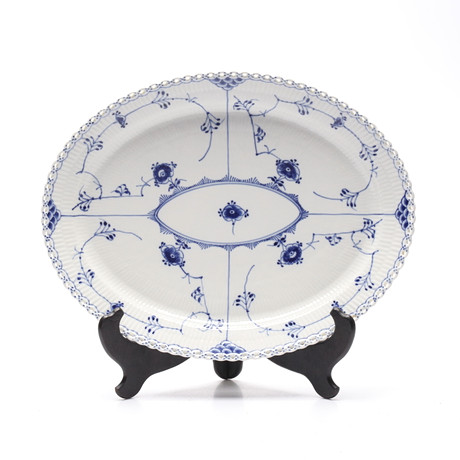 SETTING PLATE, porcelain, model 1149, "Musselmalet", full blond, Royal ...