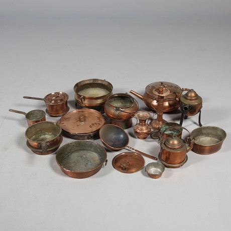 COPPER OBJECTS, 18 pieces. Silver & Metals - Pewter, Brass & Copper ...