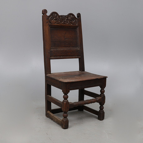 A 17TH CENTURY OAK BACK STOOL. Furniture - Armchairs & Chairs - Auctionet