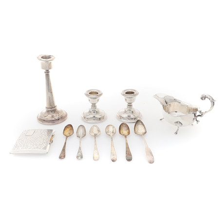 EN GEORGE II STIL SILVER HJÄLM FORM SÅS BÅT. Silver & Metall - Silver ...