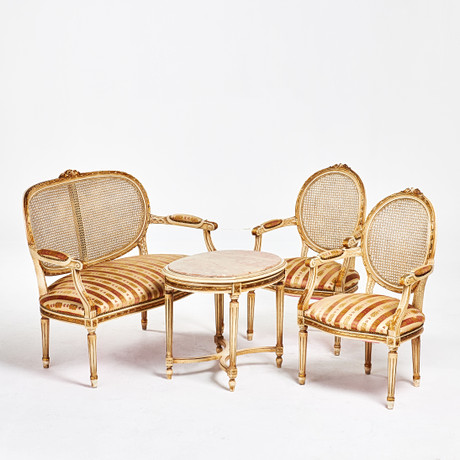 SALON GROUP, 4 dlr, Louis seize style, mid-20th century, 1 sofa, 2 ...