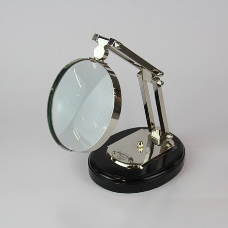 DESK MAGNIFYING GLASS. Miscellaneous - Miscellaneous - Auctionet