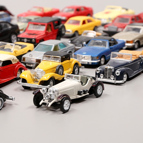 LEKSAKSBILAR, 40 st, Mercedes, 1900/2000-tal. Leksaker - Leksaker ...