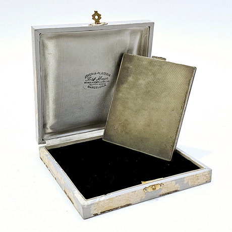 CIGARETTFODRAL I SILVER. JOSÉ AMOR SMYCKEN. Silver & Metall - Silver ...