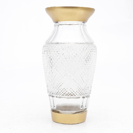 Snidad och förgylld bohemisk glasvas av Moser-typ, från 1900-talets ...
