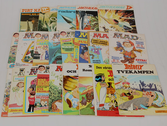 SERIEMAGASIN, Mad, Asterix och Jaktfalkarna, totalt 22 st. Leksaker ...