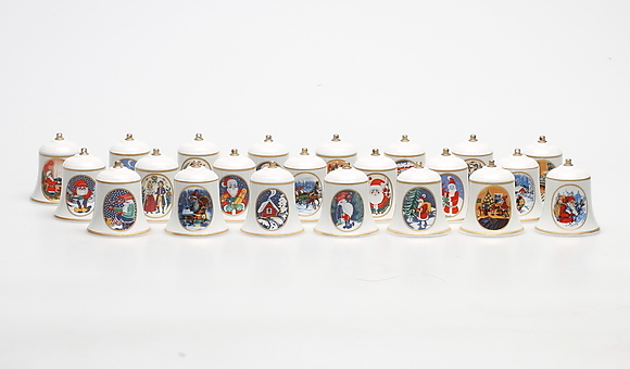 KLOCKOR, 22 st, porslin, "Gammeldags Jul", Rörstrand. Keramik & Porslin ...