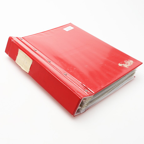 AUTOGRAPHS. FOLDER 4 - APPROX. 75 SIGNATURES OF VARIOUS PERSONALITIES ...