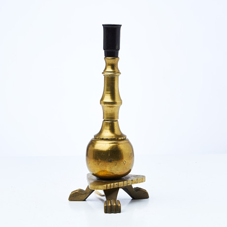 TABLE LAMP, brass, claw feet, bottom marked TS2. Lighting & Lamps ...