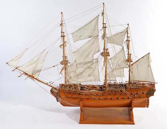 WOODEN MODEL OF HMS SUPERB. Weapons & Militaria - Other - Auctionet