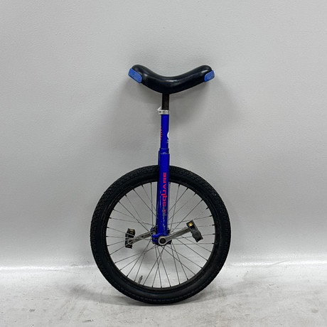 ENHJULING, B-square. Fordon, Båtar & Delar - Cyklar - Auctionet