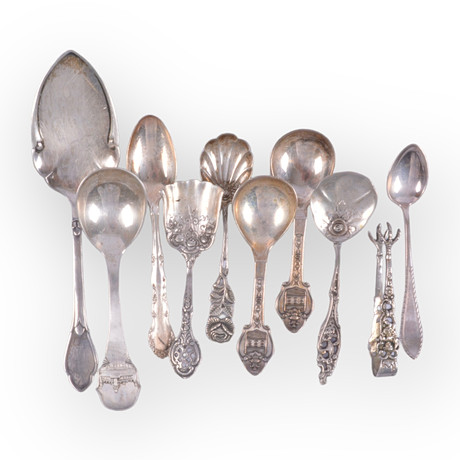 SILVER OBJECTS, 12 parts. Silver & Metals - Silver - Auctionet
