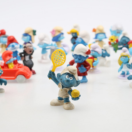 THE SMURFERS, approx. 40 pieces, Schleich, RL China and Peyo, 1900s ...