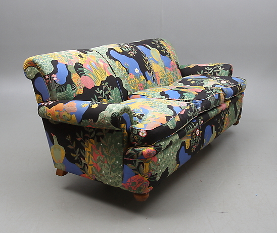 SOFA, model 703, fabric Anakreon, Josef Frank, Firma Svenskt Tenn ...