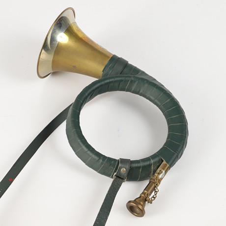 JAKTHORN, mässing/läder, Fürst-Pless, Tyskland. Silver & Metall - Tenn ...