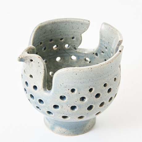 LISA LARSON. BOWL, stoneware, in the shape of a stylized bird, light ...
