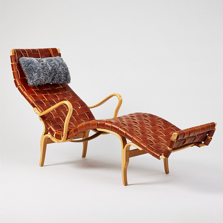 BRUNO MATHSSON. "Pernilla 3", liggfåtölj, Firma Karl Mathson, Värnamo ...