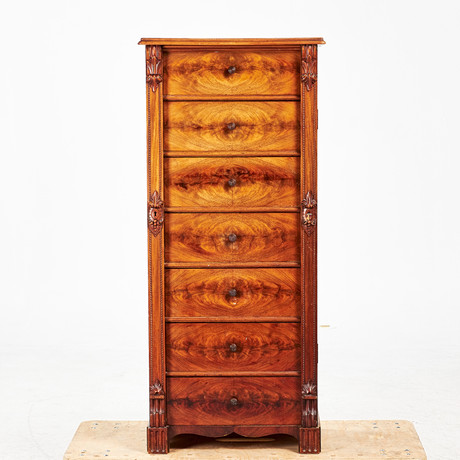 MEN'S BUREAU. End of the 19th century, veneered in root, birch, seven ...