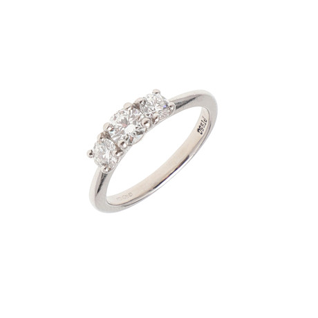 RING, DIAMANT, TRE STENAR. Smycken & Ädelstenar - Ringar - Auctionet
