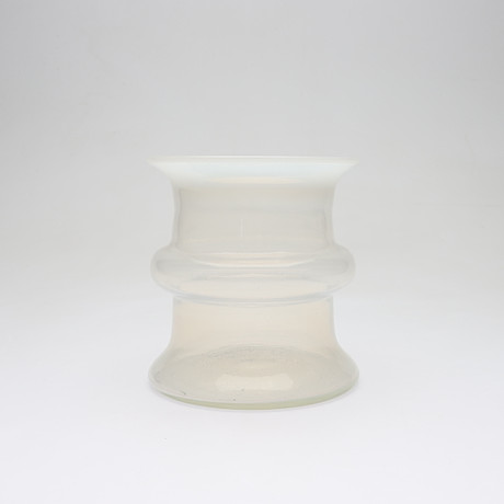 SIGNE PERSSON-MELIN. Vas, iriserande glas, "Boda Blom". Glas ...