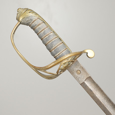 A VICTORIAN 1845 PATTERN SWORD. Weapons & Militaria - Edged weapons ...