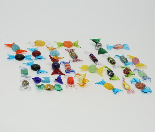 KARAMELLER, 29 stycken, Italien, 1960-tal. Glas - Konstglas - Auctionet