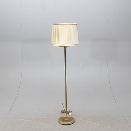 GOLVLAMPA, mässing, Möller Armatur, Eskilstuna, 1900-talets andra hälft ...